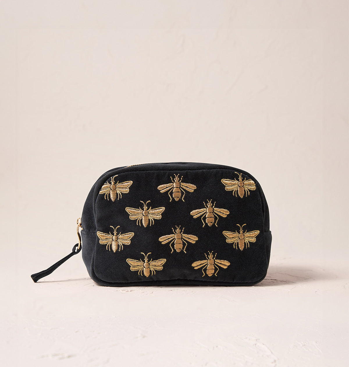 Honey Bee Makeup Bag – Elizabeth Scarlett