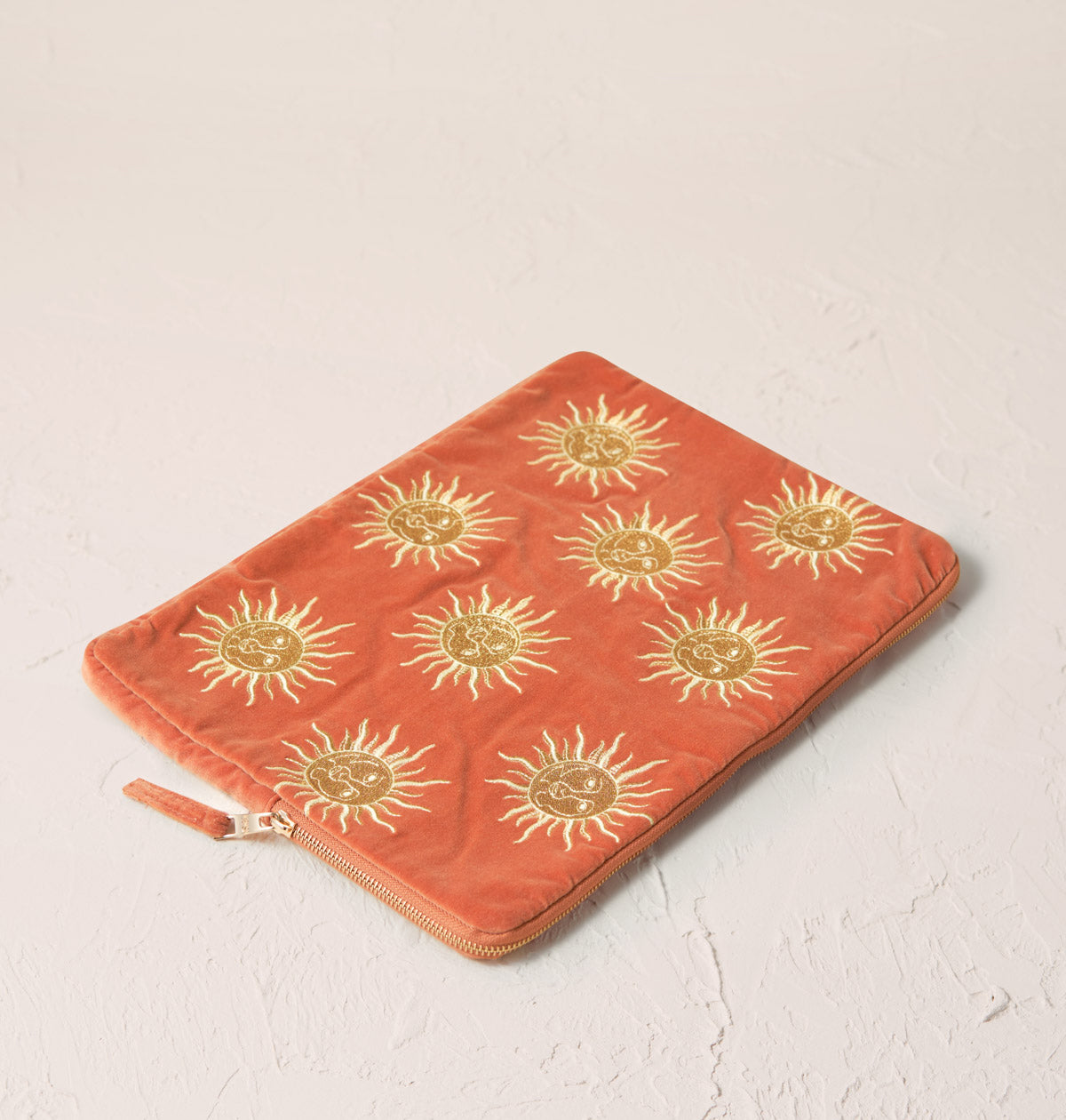 Sun Goddess Laptop Case Large – Elizabeth Scarlett