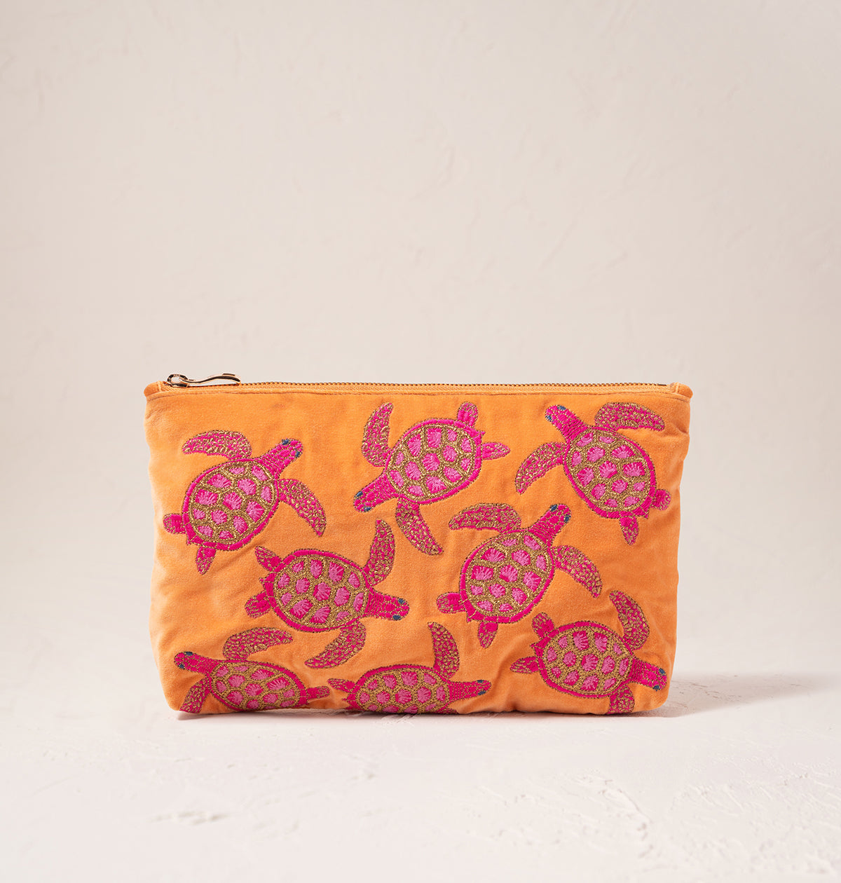 Turtle Conservation Everyday Pouch – Elizabeth Scarlett