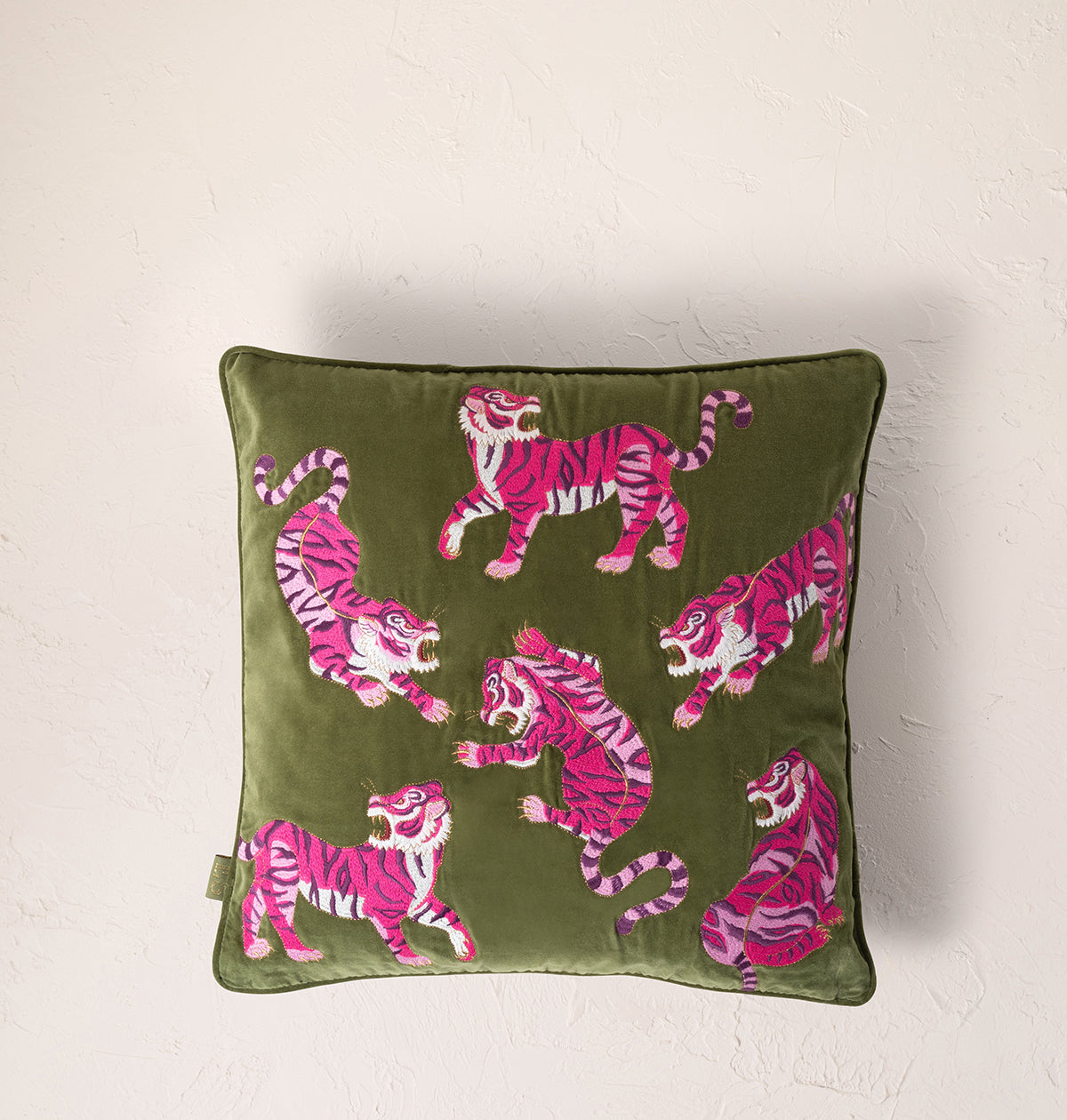 Wild Tiger Cushion Cover – Elizabeth Scarlett